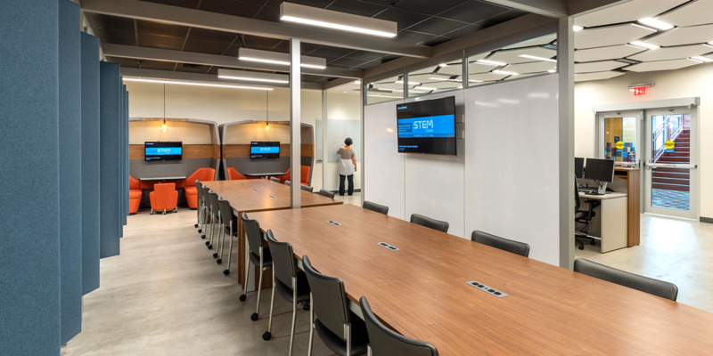 UTSA - Monterey Café - RVK Architecture